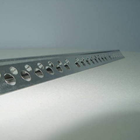 Cornier Al. perforat 2.5 m (50 buc) - Veloxi.md